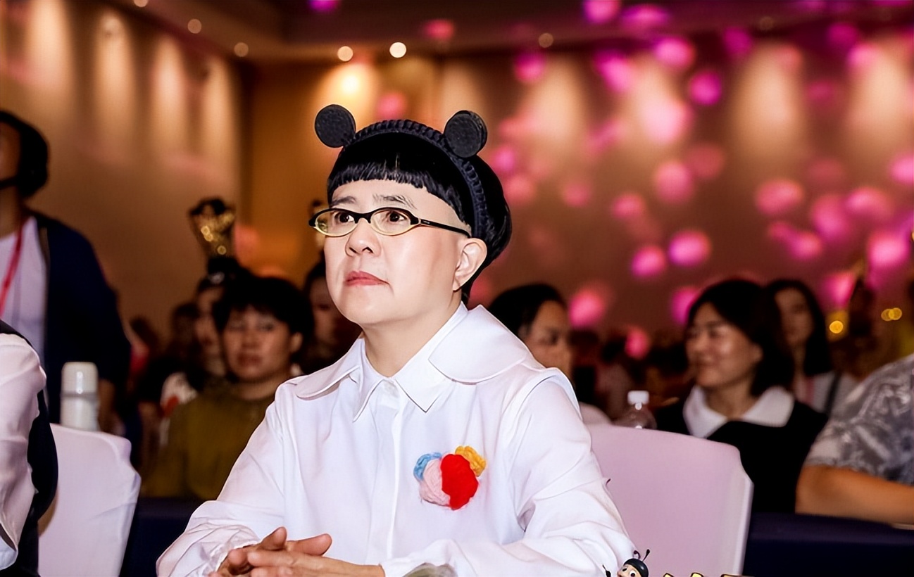 Liu Chunyan: Catching a golden turtle son-in-law, "Singles' Day" held ...