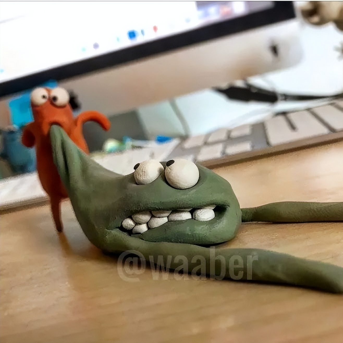 The magic clay emoticon pack, the stupid cuteness can't stop! - iNEWS