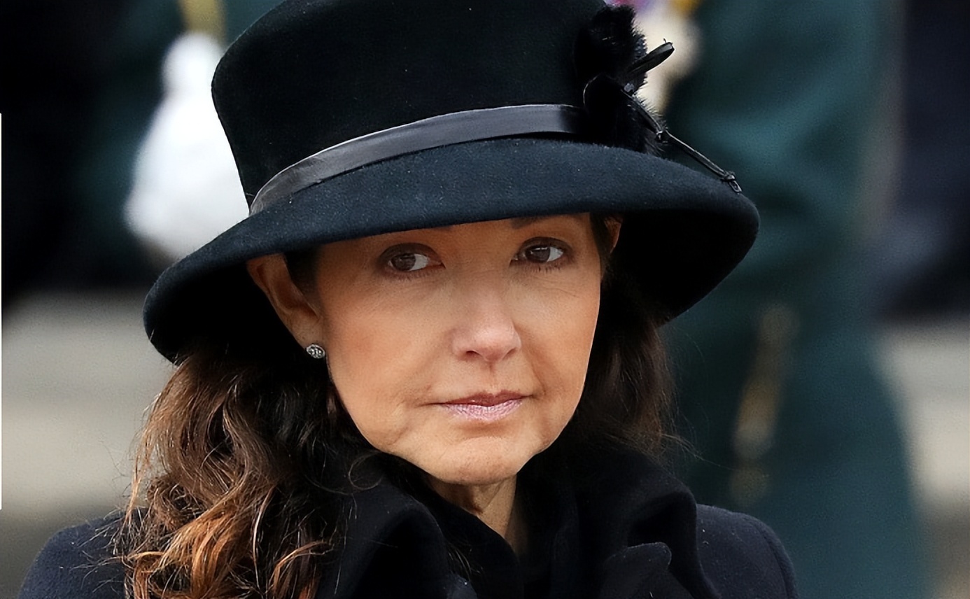 Countess Alexandra's "year of terror" breakup revealed! - iNEWS