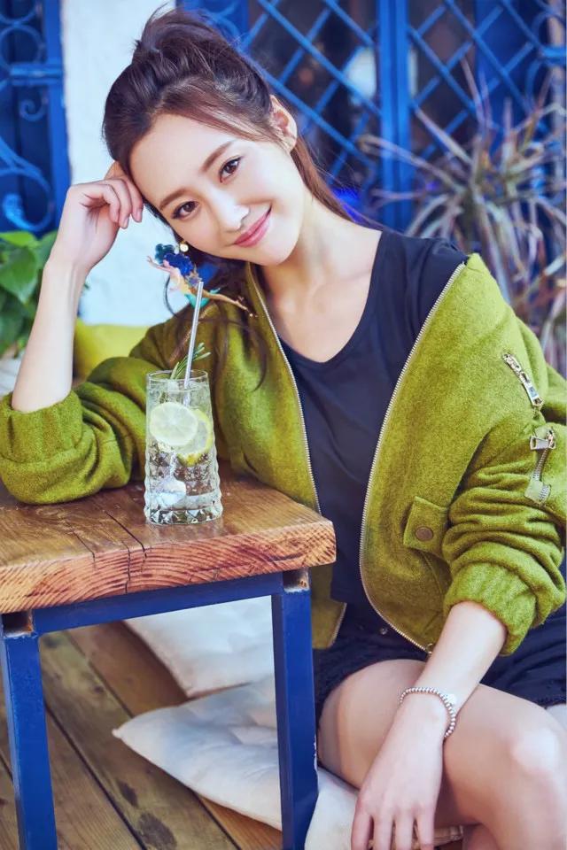 Jiang Peiyao, a beautiful girl who grew up on my aesthetics! - iMedia