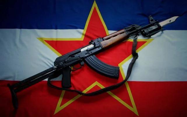 The world's top ten assault rifles AK47 assault rifle - iMedia