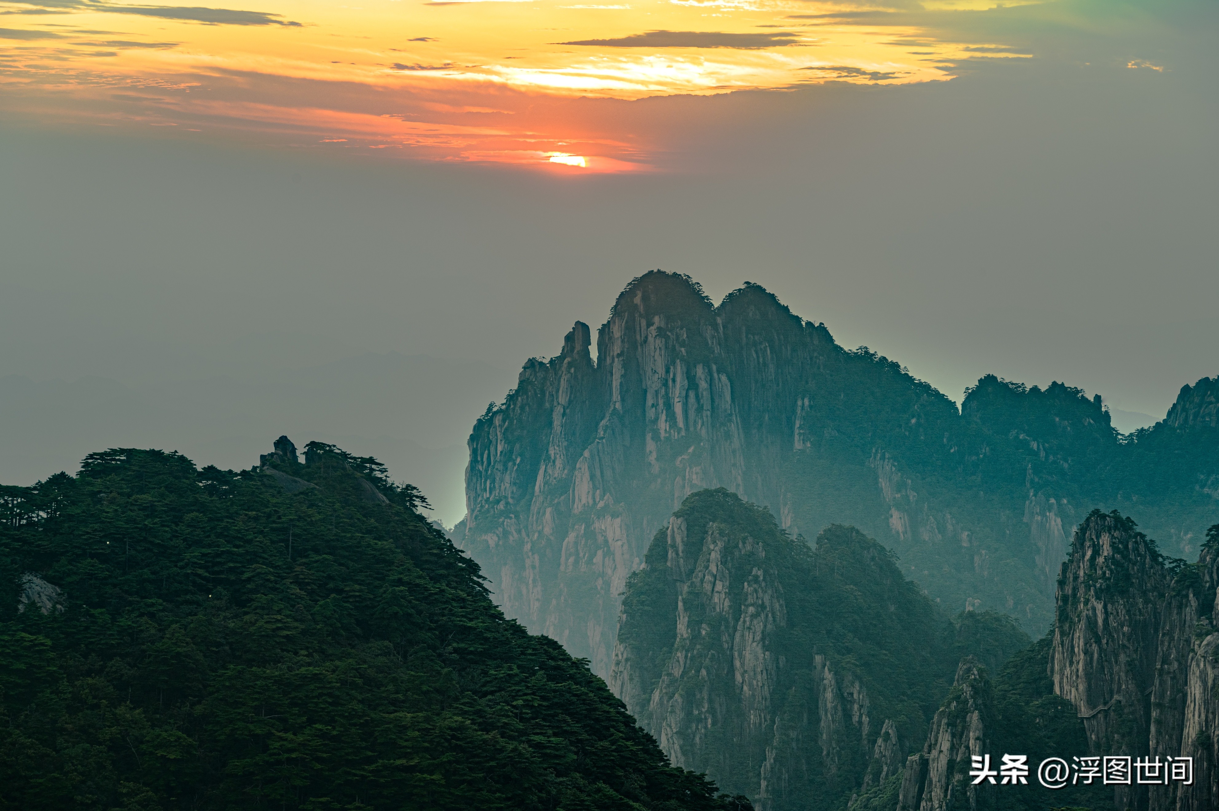 The scenery of Mount Huangshan is exceptionally beautiful in early ...