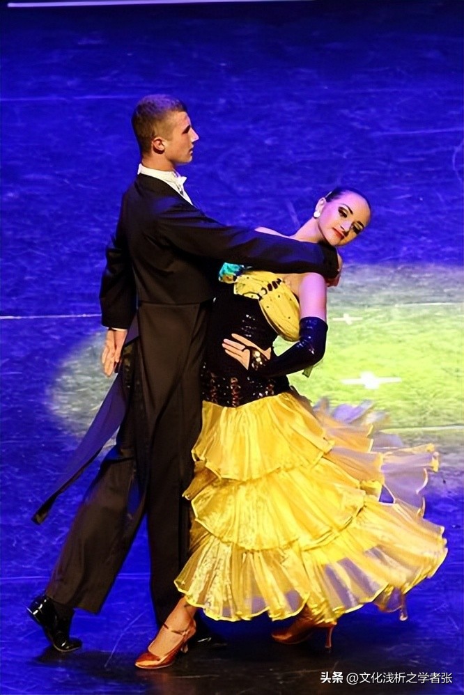 The elegance of the Austrian Viennese waltz meets the favor of the ...