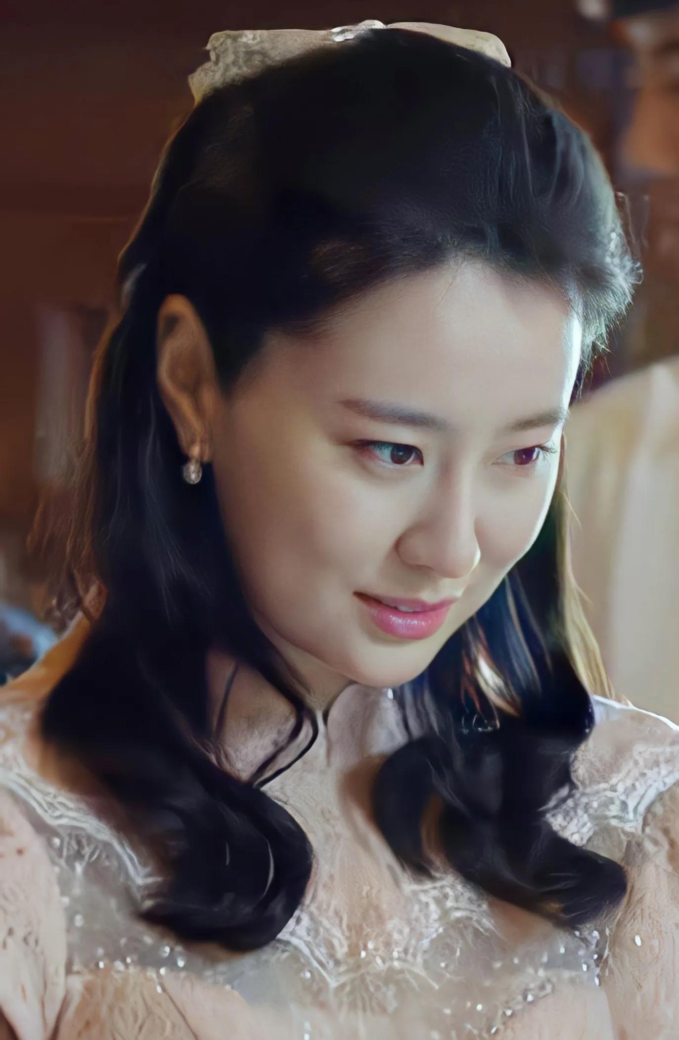 Cheng Jinyun in "The Pretender", in fact, Wang Lejun's natural beauty ...