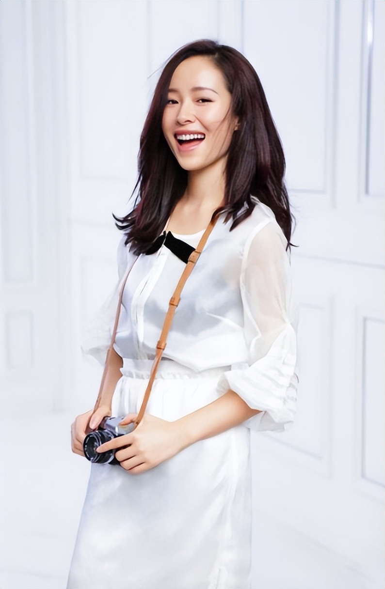 The years are quiet and Jiang Yiyan is just a human design - iMedia