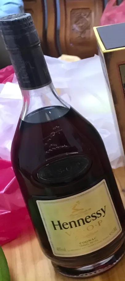 This year Sunac Sun Hongbin made another big move - iMedia