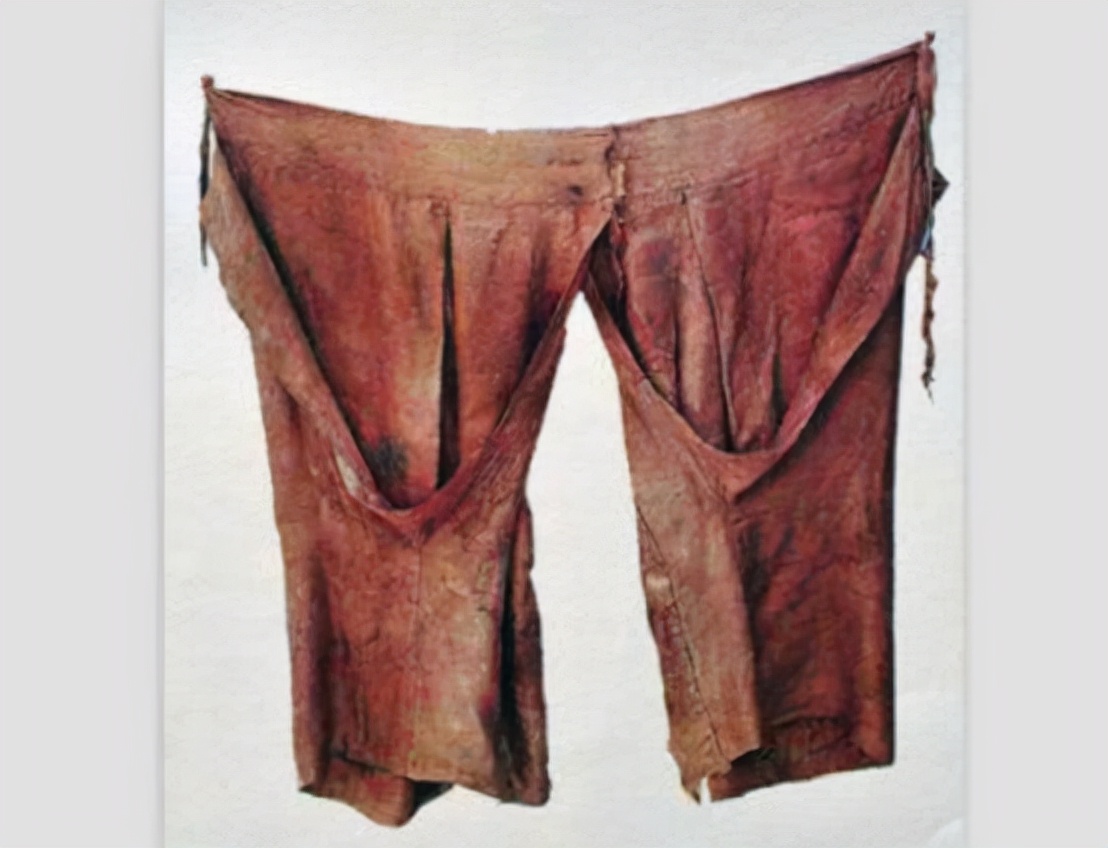 The ancients only wore skirts without pants?is that true?Do not be ...