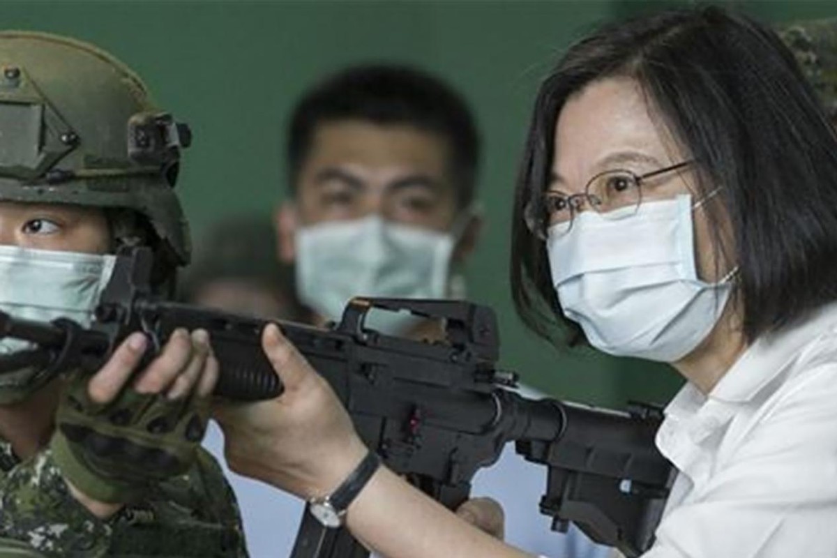 The former deputy commander of the Taiwan Air Force declared: In order ...