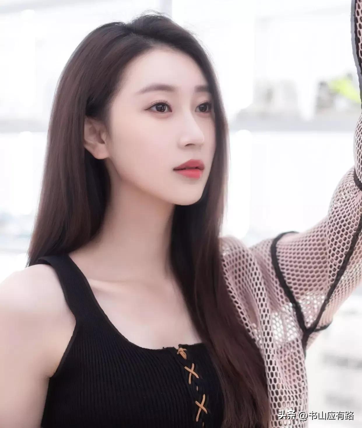 Chu Yue: Pure, sweet actress - iNEWS