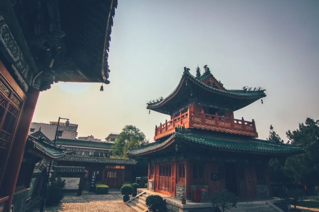 There are so many poems written about "Three Kingdoms", these are the ...