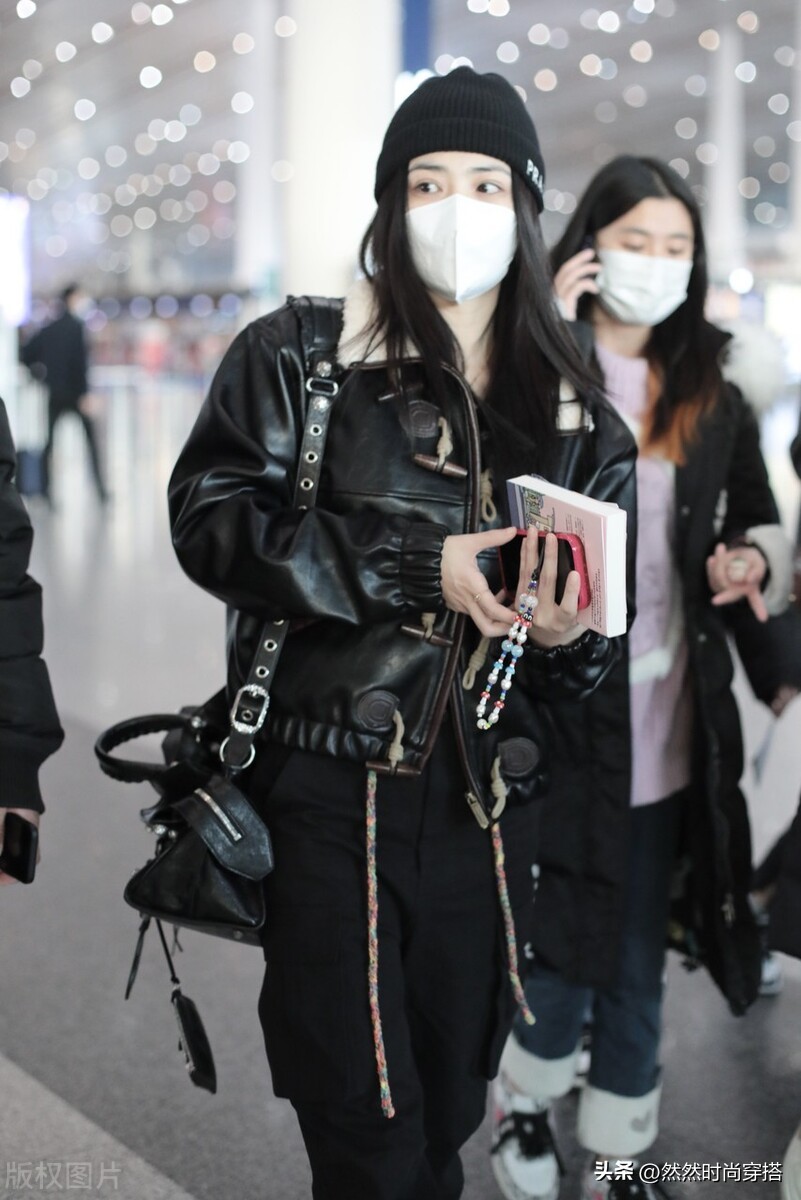 Xu Lu looks handsome in her outfit, black fisherman hat + fur jacket ...