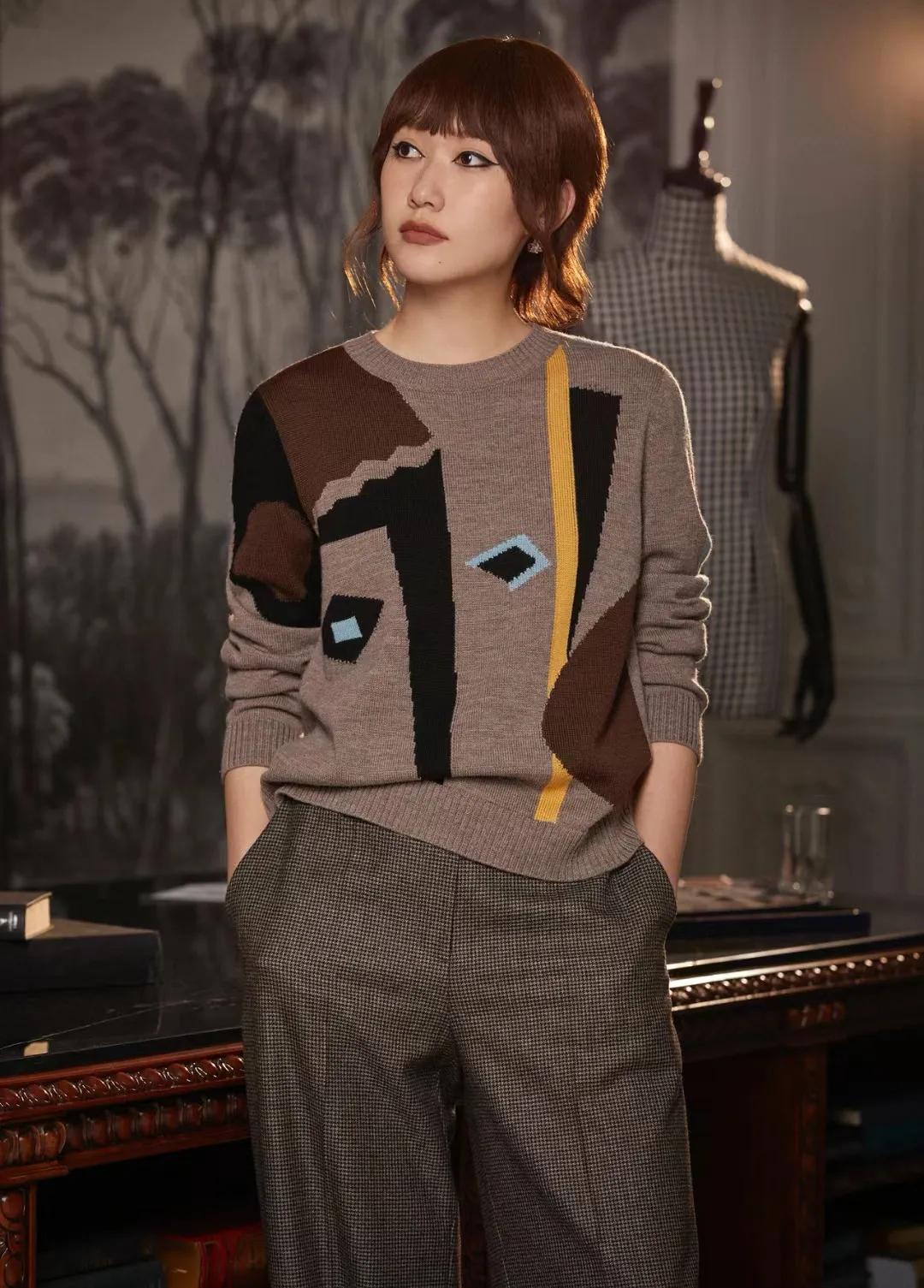 I have to say that the high fashion of the "Maillard color system ...