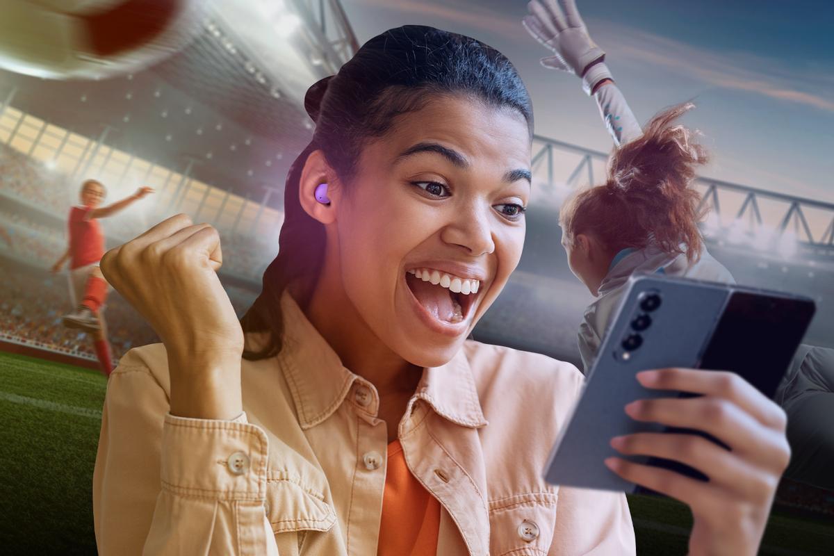 The four-year football feast, Samsung mobile phone is your "best ...