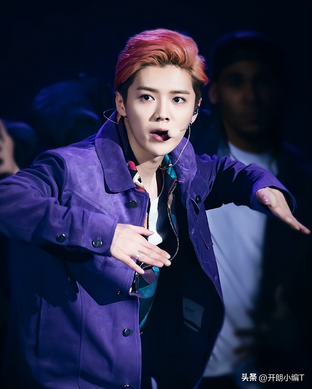 Lu Han's first concert tour reveals the inner secrets: the stage ...