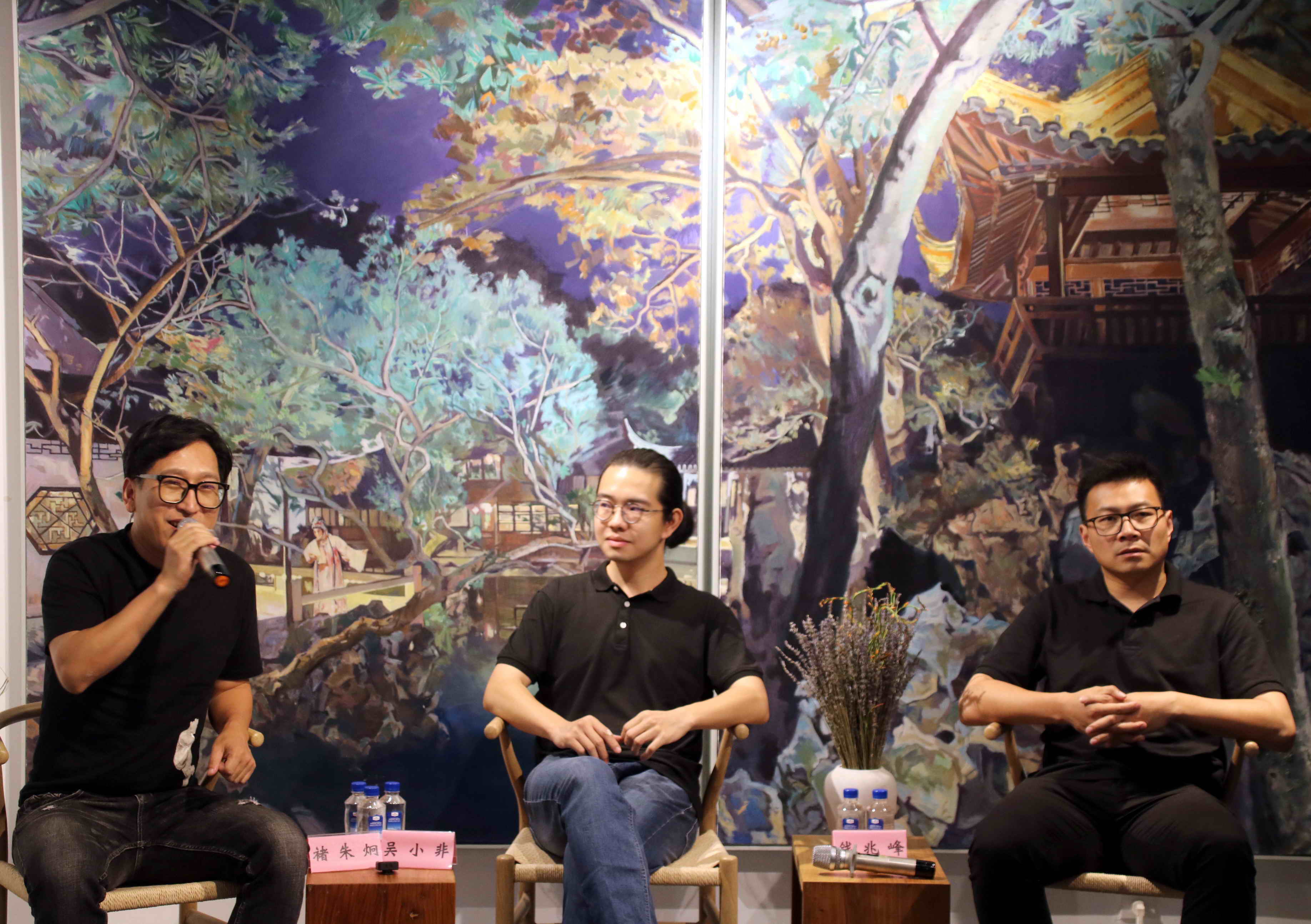 The oil paintings of young artist Wu Xiaofei bring the audience an artistic experience with ...