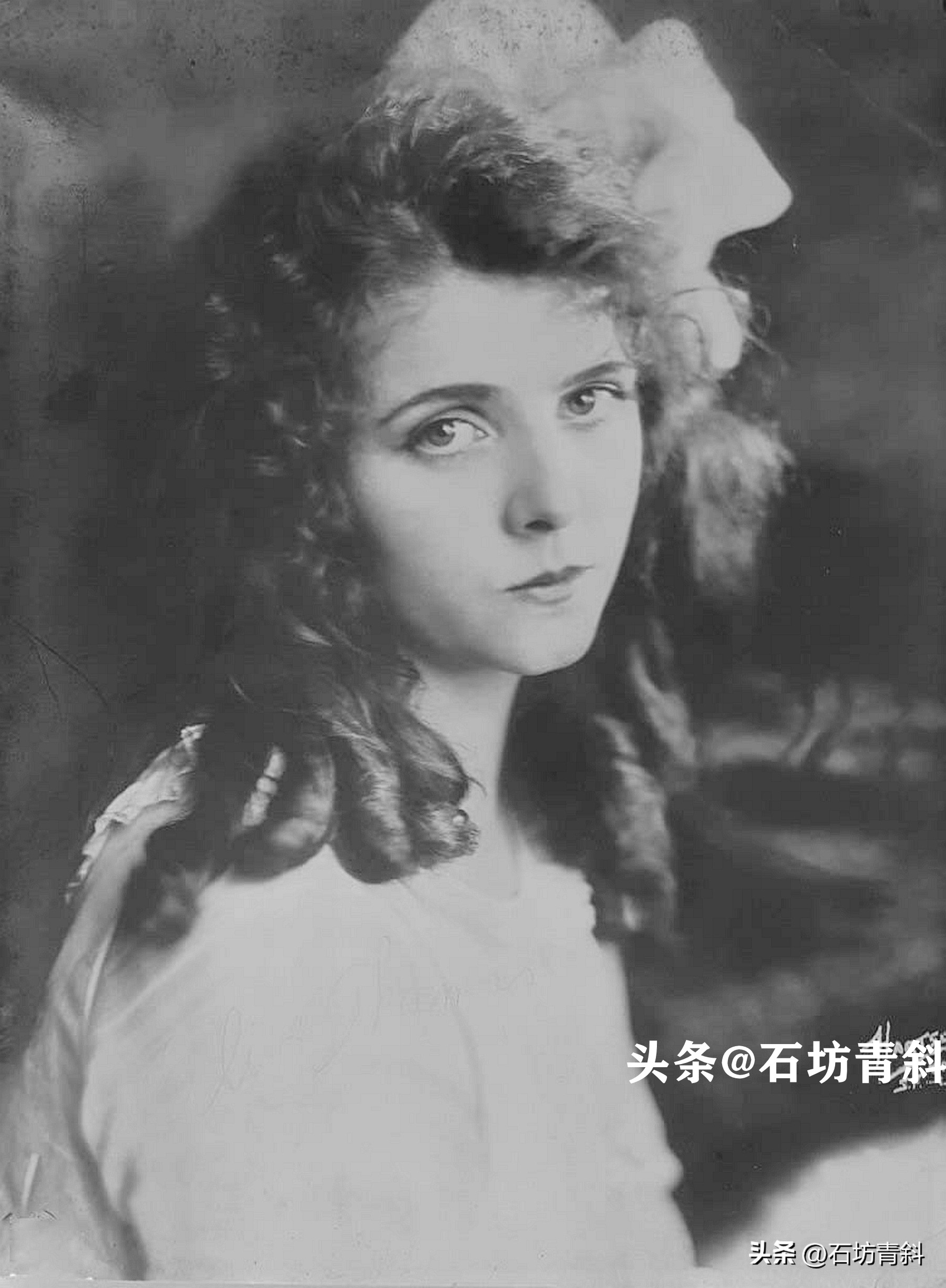 Hollywood's first mysterious violent death of female star: 25-year-old Olivia Thomas died ...