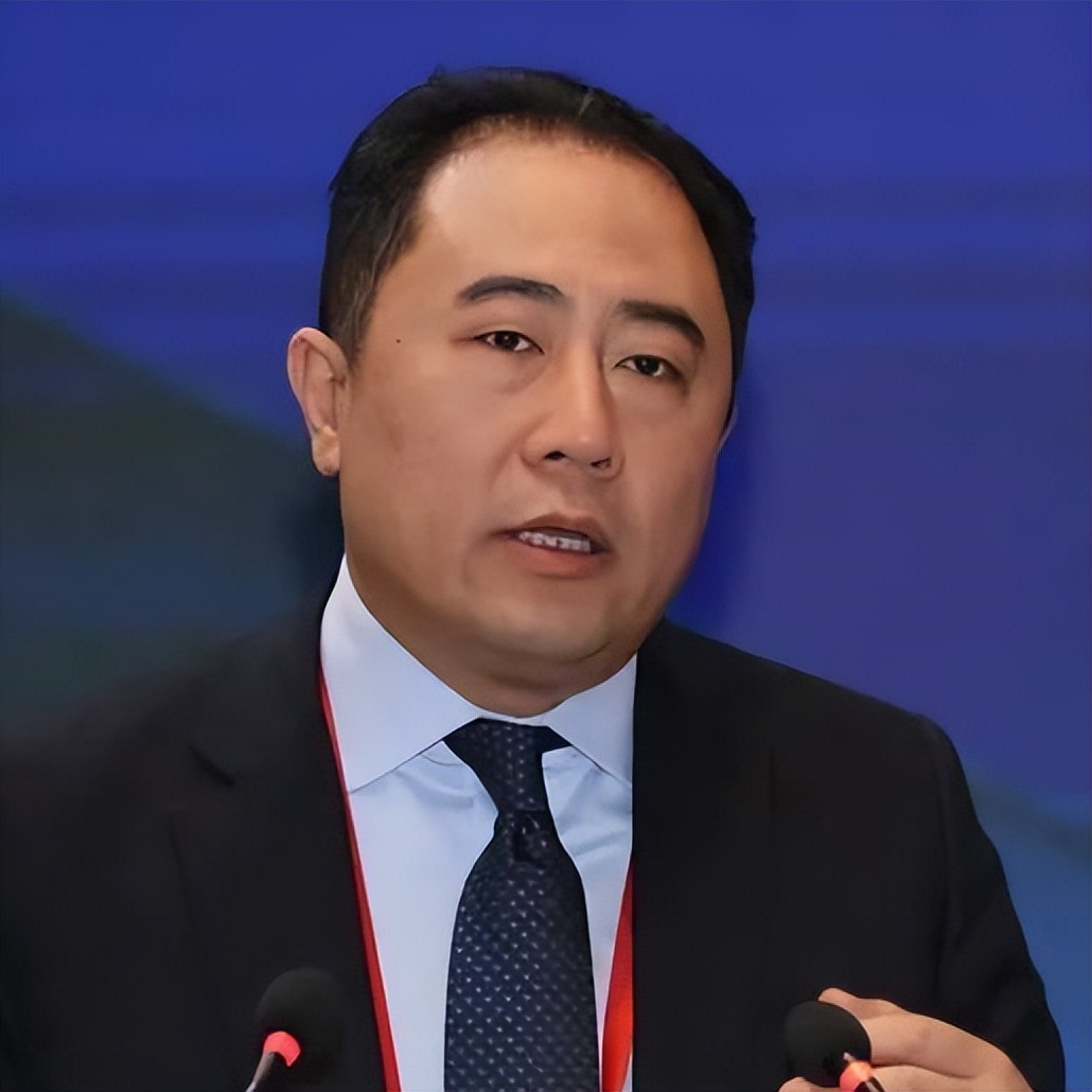 Neighbor Xu Bo from Fuwai Hospital: He is usually very busy, and many ...