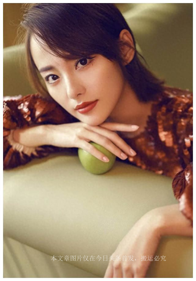 After Zhang Jiani came back, there were many people who admired her and there were many suitors ...