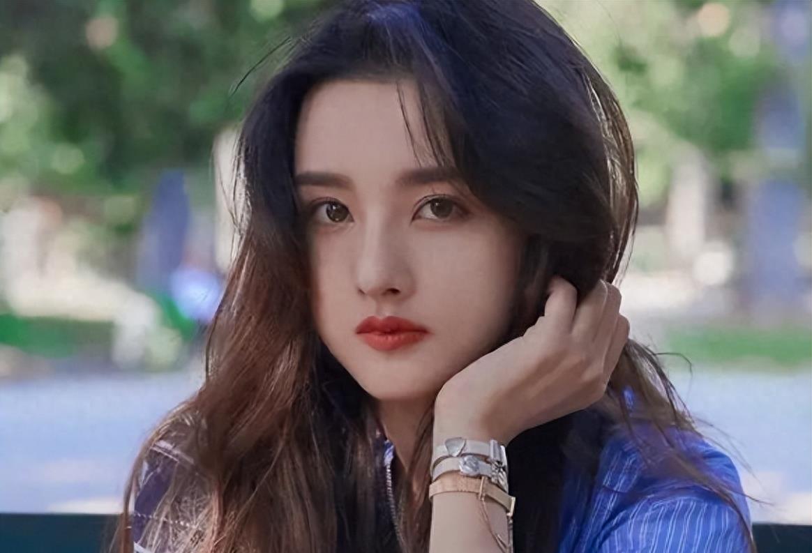 Backstabbing, Shu Chang, stepping on the rich second generation to get ...