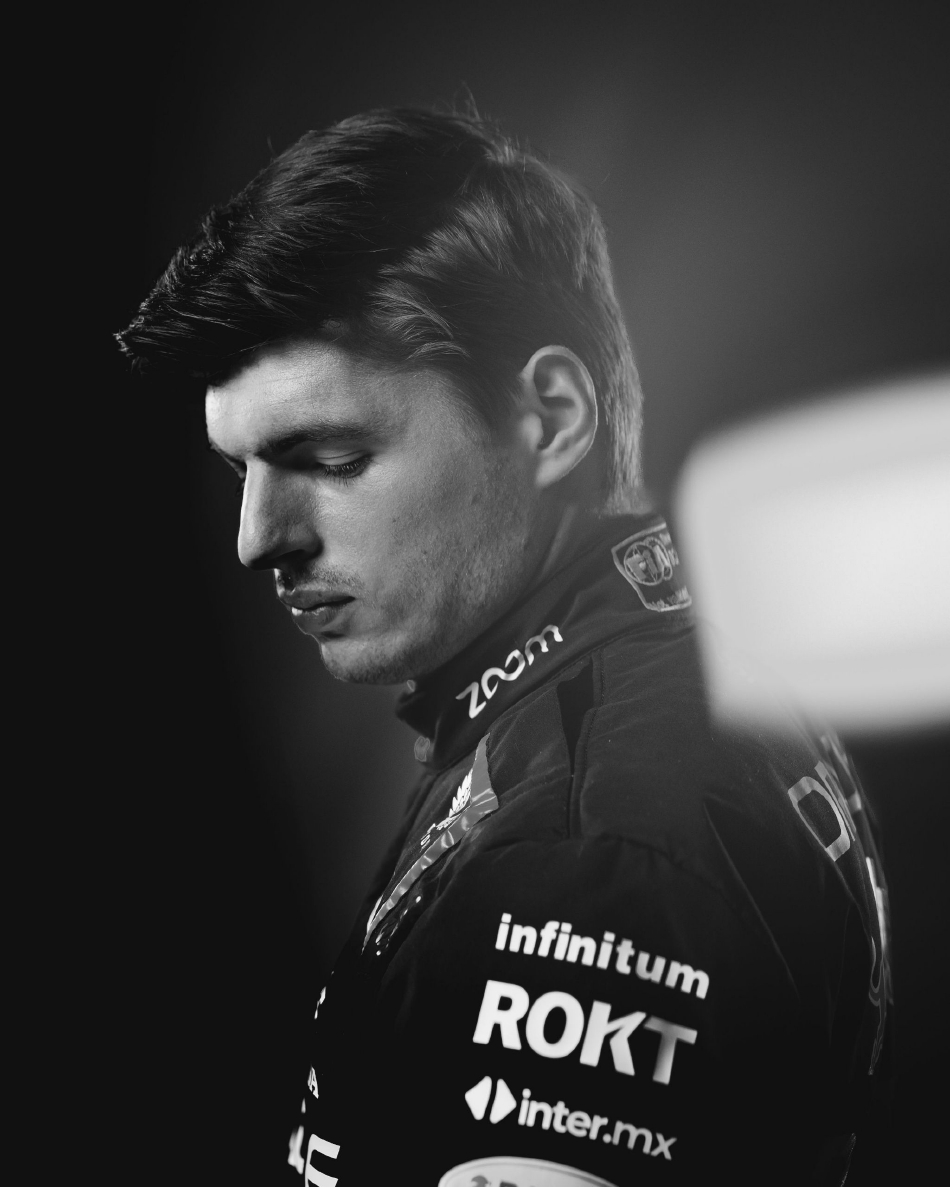 F1 Red Bull Racing released the new RB19 livery for the 2023 season on ...