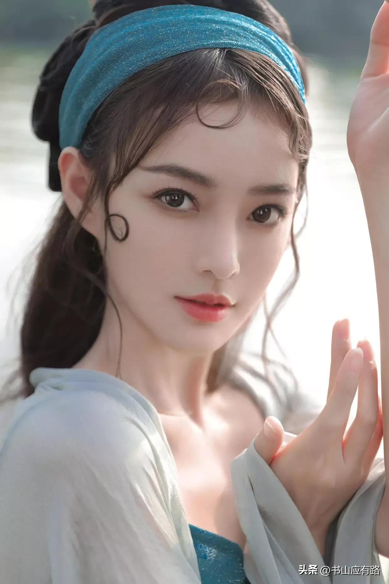 Rui Tiantian: Beautiful and dazzling beauty anchor - iNEWS