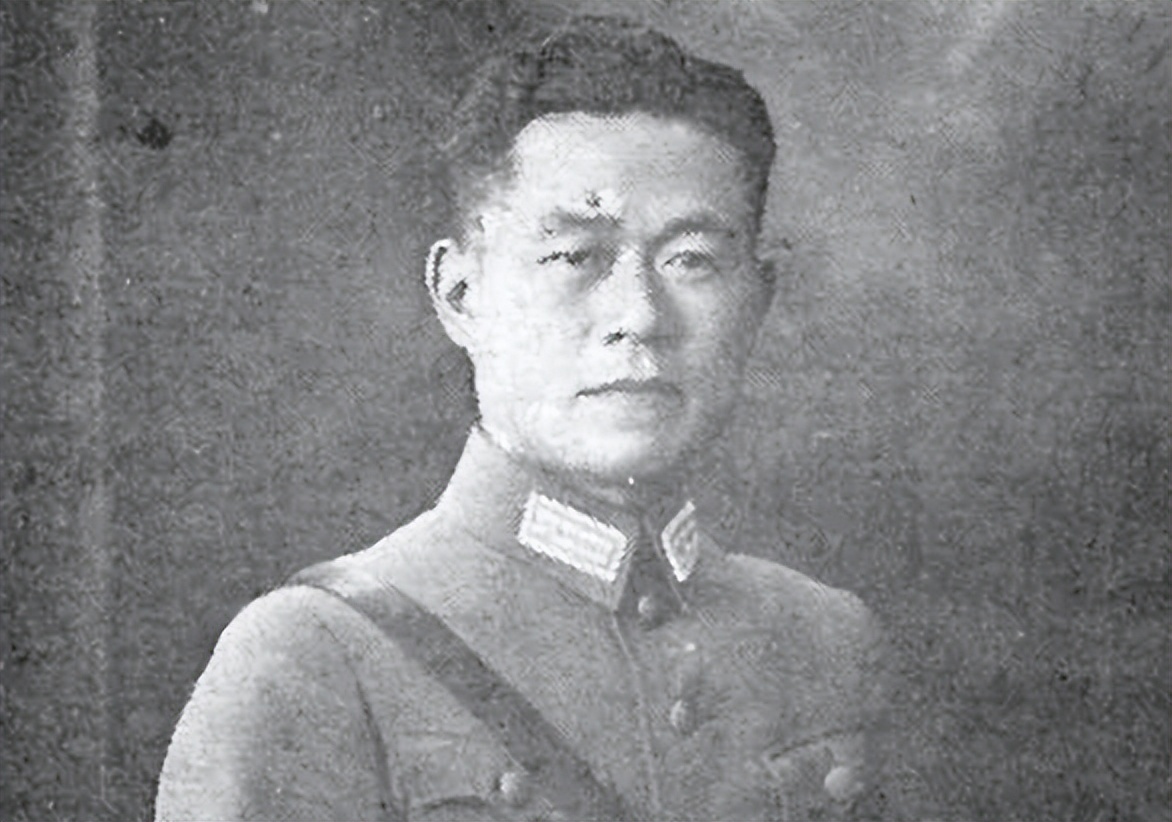 In 1949, Su Yu dug up all the tombs outside Chenjiazhuang in order to ...