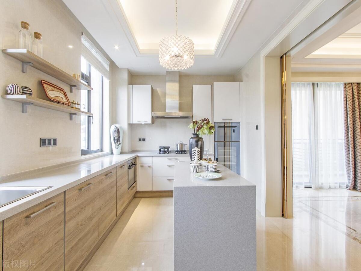 Exquisite taste: U-shaped kitchen design, showing your pursuit of ...