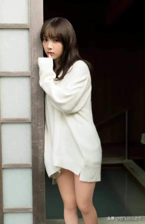 Island Beauty - Yutian Youxi's glamorous allure, fresh and sweet - iNEWS