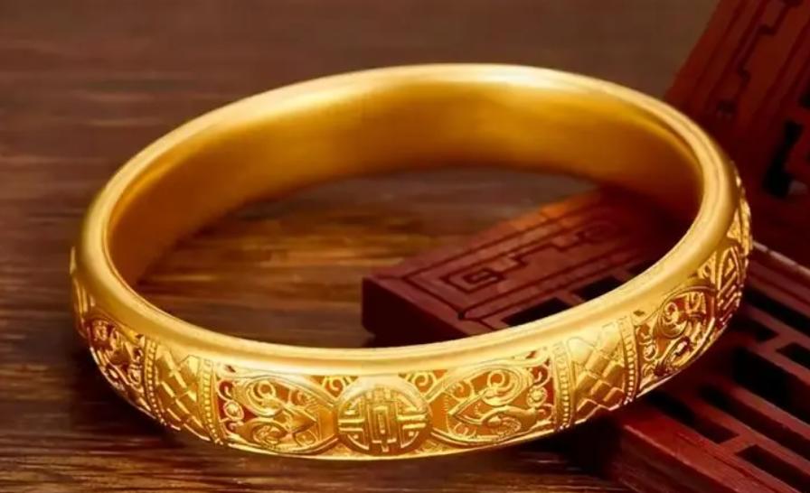 The difference between hard gold and pure gold, which one is better ...