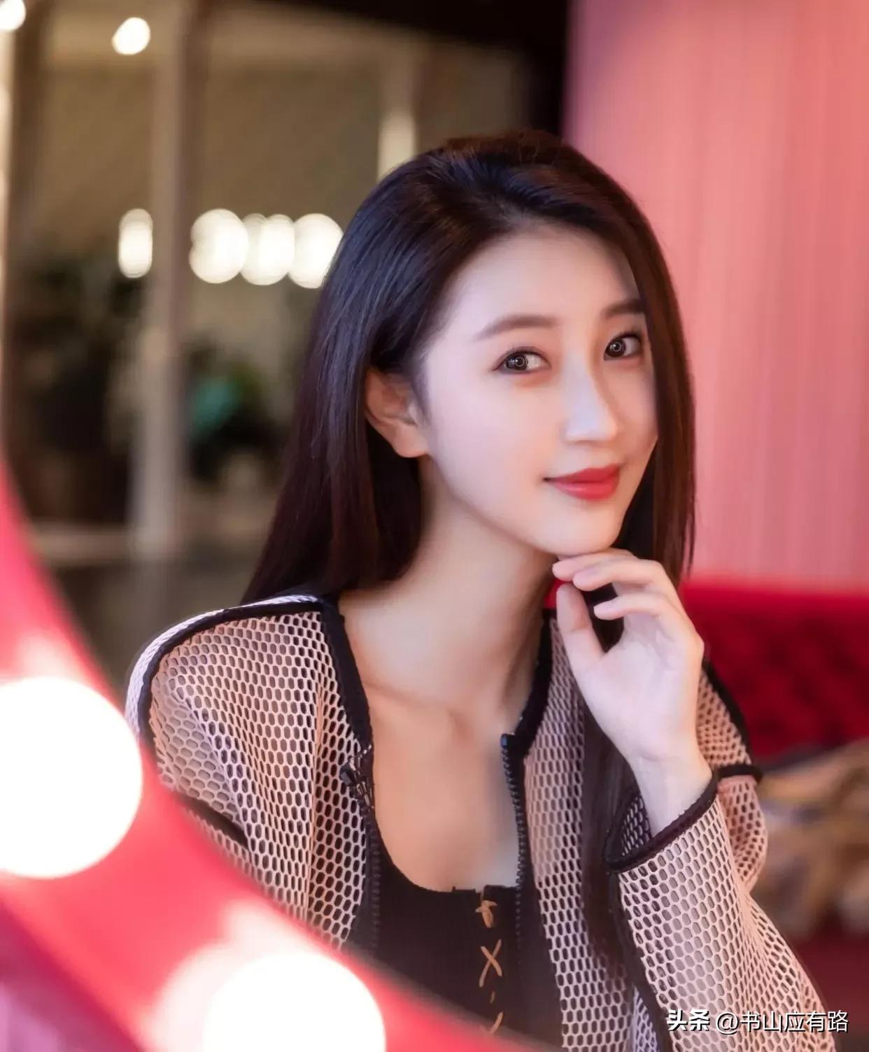 Chu Yue: Pure, sweet actress - iNEWS