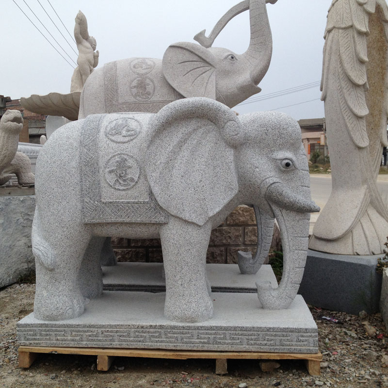 What are the characteristics of the development of stone elephants? - iNEWS