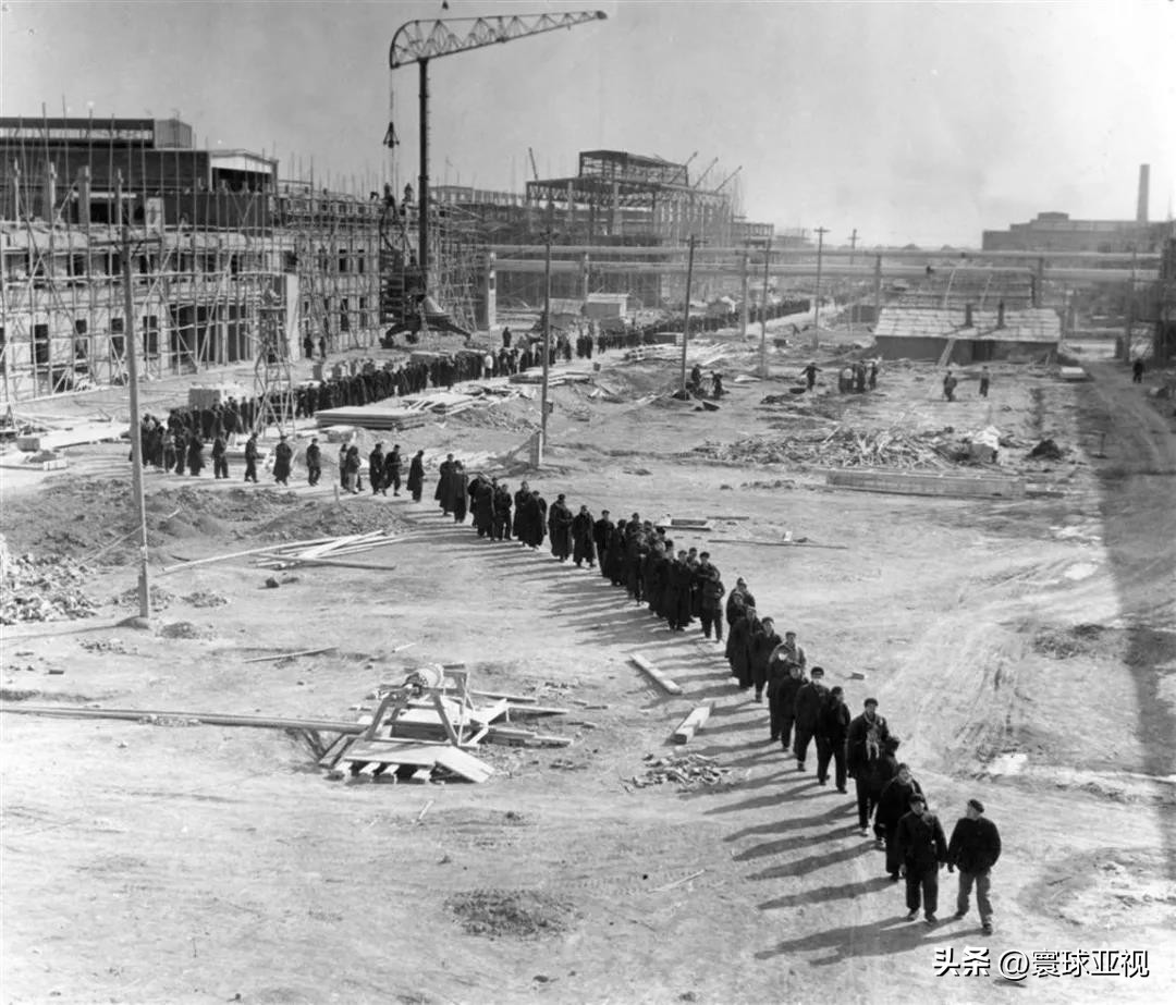 The old third line - Luoyang No. 1 Tractor Factory used to "cast plows ...