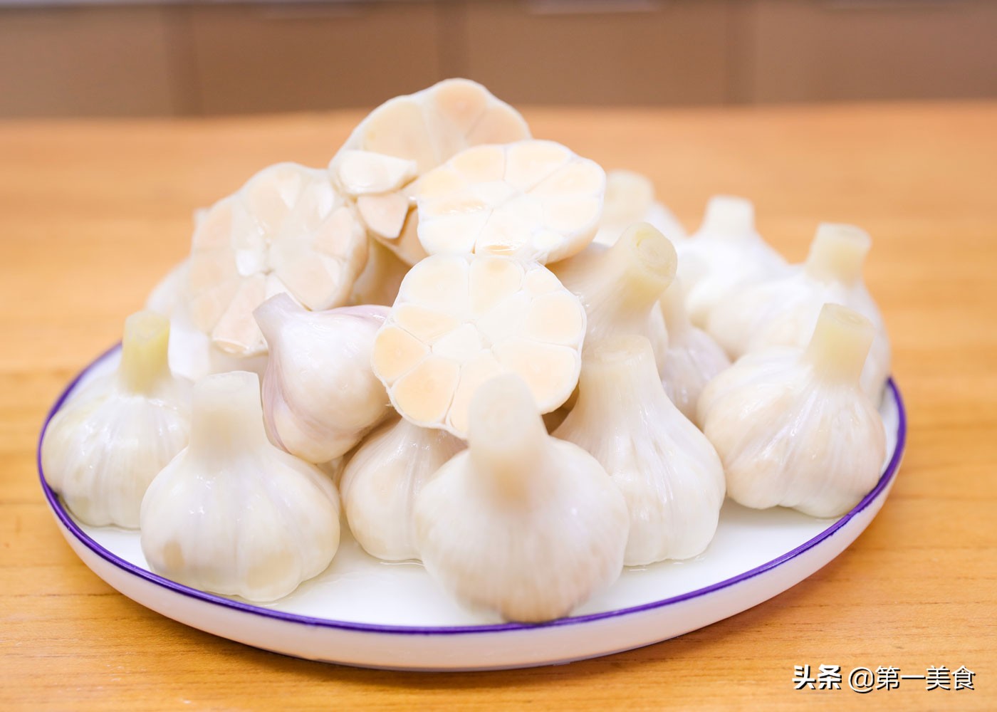 Pickled candied garlic and garlic moss are still delicious in the old ...