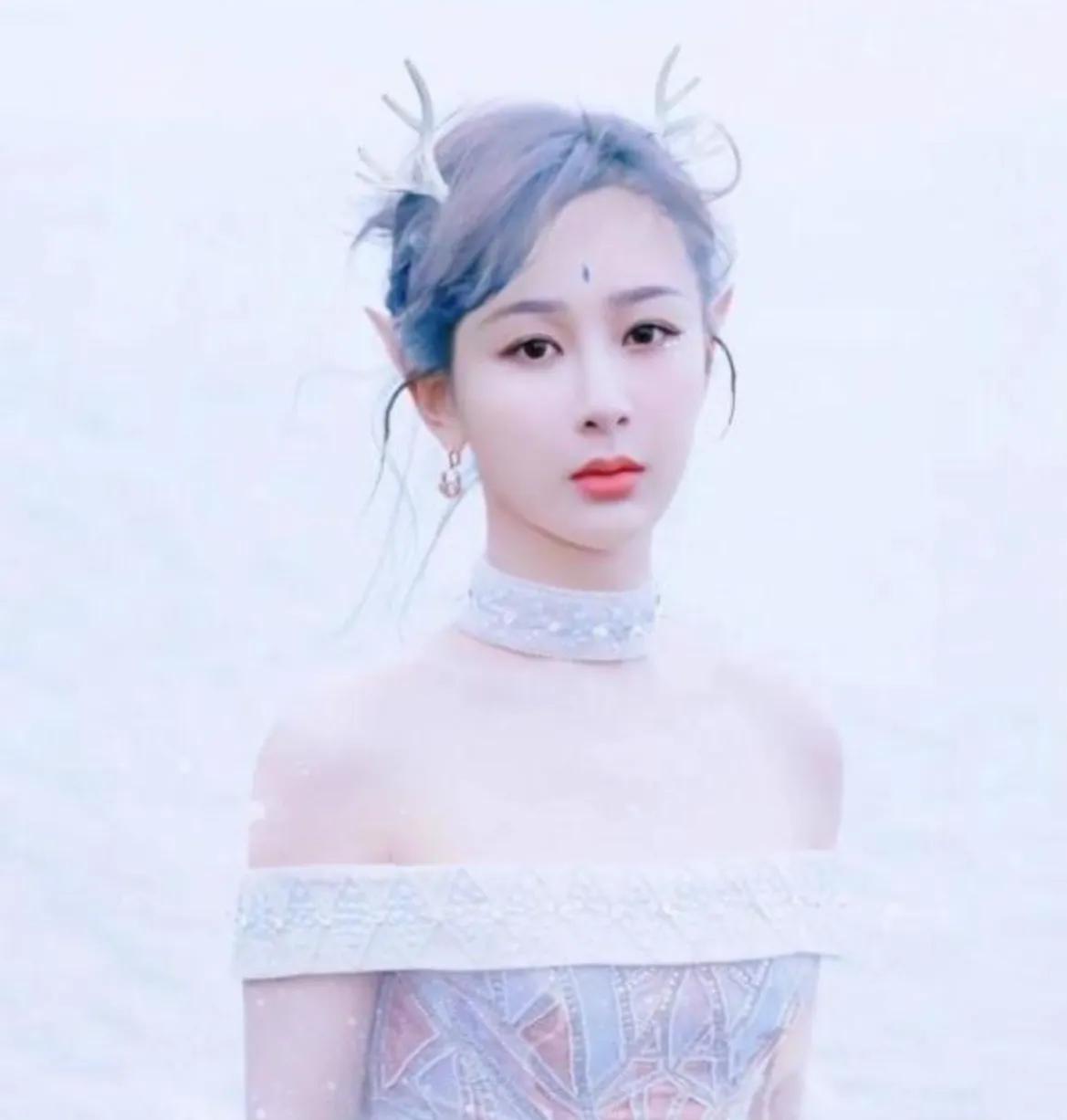 Netizens said that she is a representative of the top class and was once as famous as Zheng ...