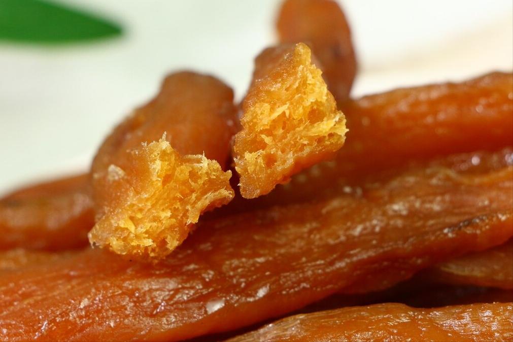 Dried sweet potatoes are easy to tan after cutting, grandma taught me 2 ...