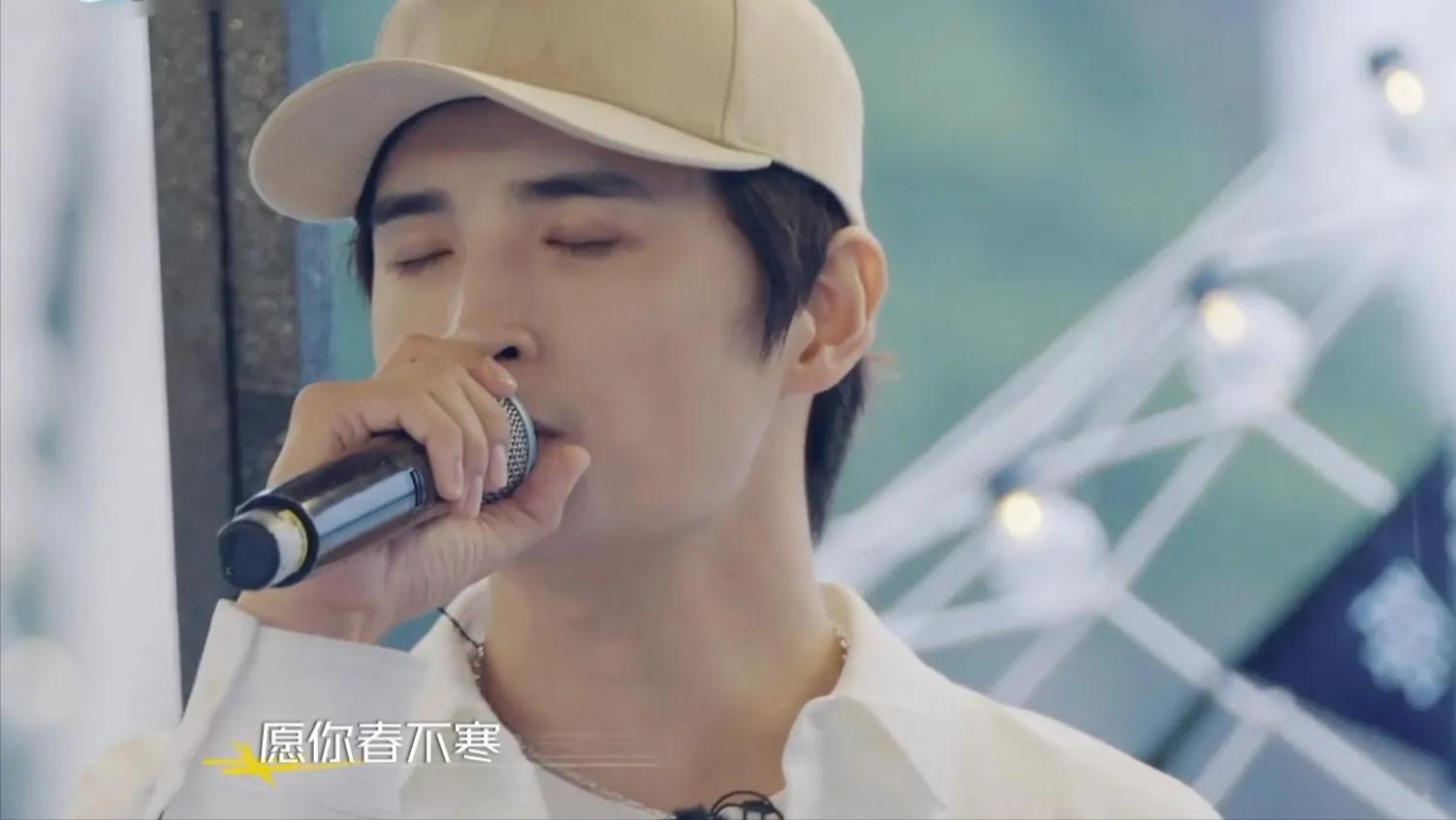 Zhang Yuan: Send you a love poem that does not wither - iNEWS