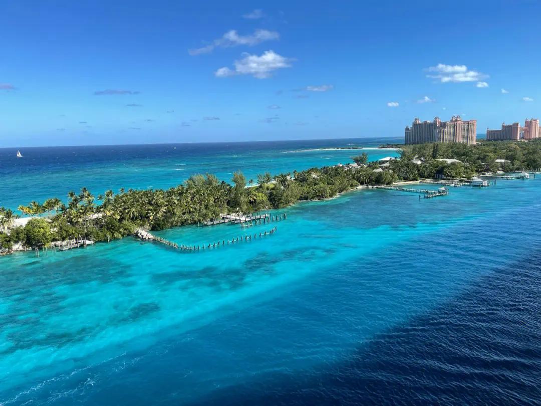 One hundred and ninety-eight chapters [North American Bahamas] Bahamas ...