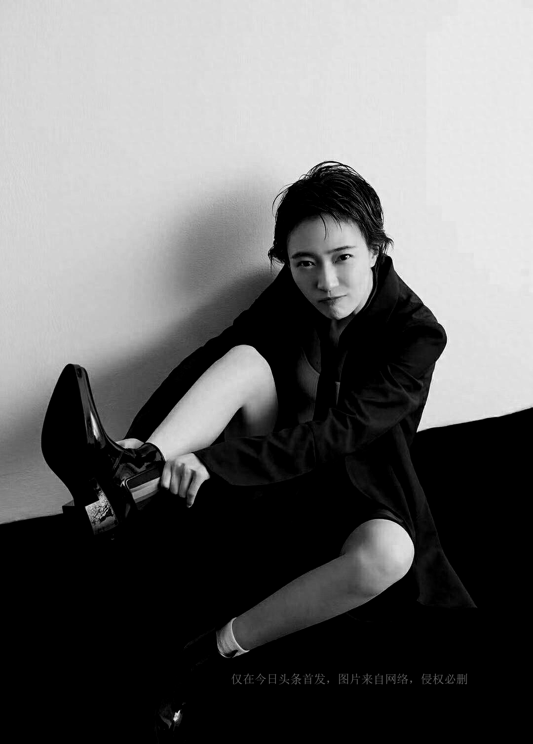 Jiao Junyan, known as the 18th-tier female artist: I don't believe that ...