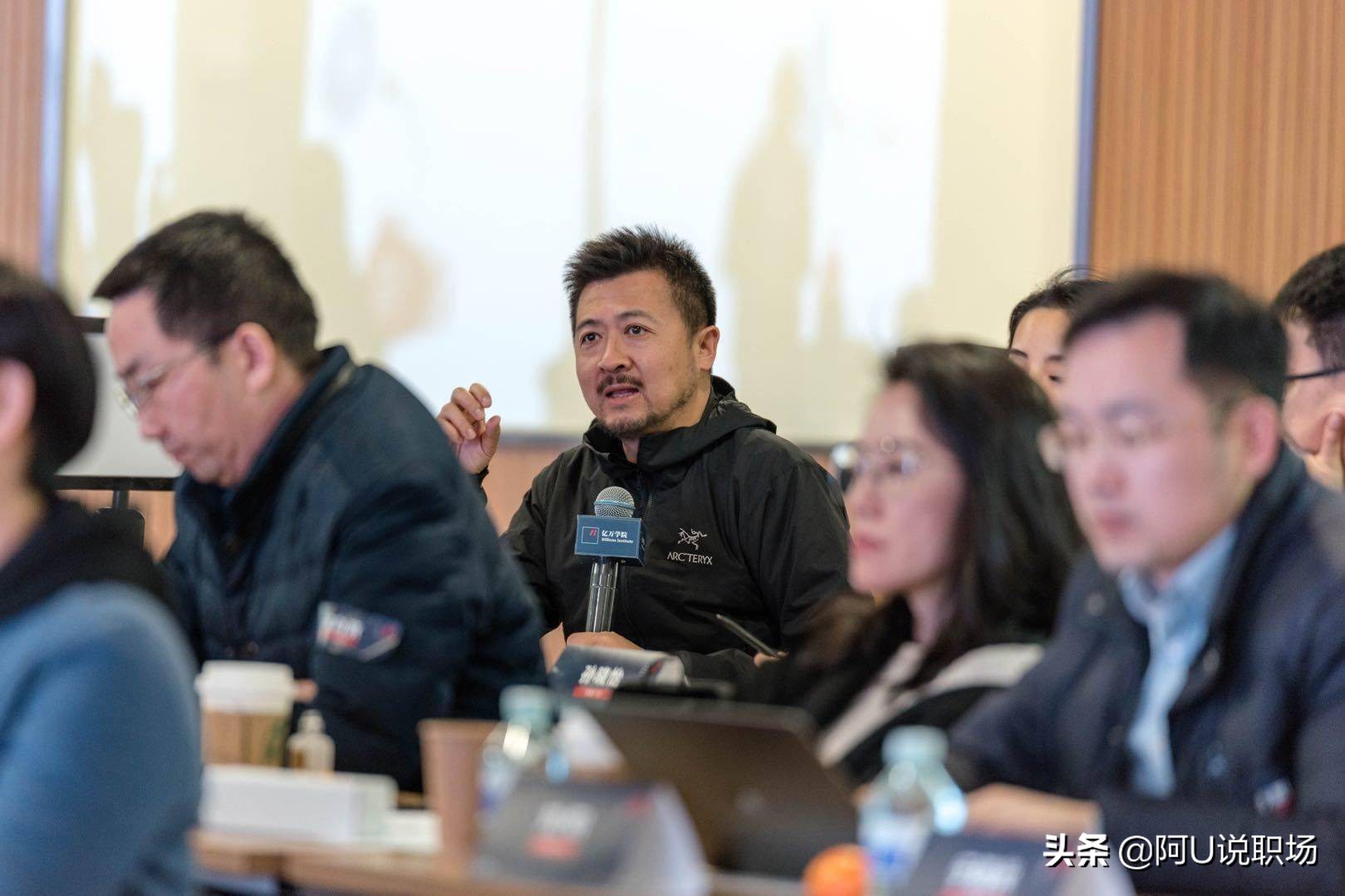 Zhang Ying, founder of Jingwei Venture Capital, we are pursuing the ...