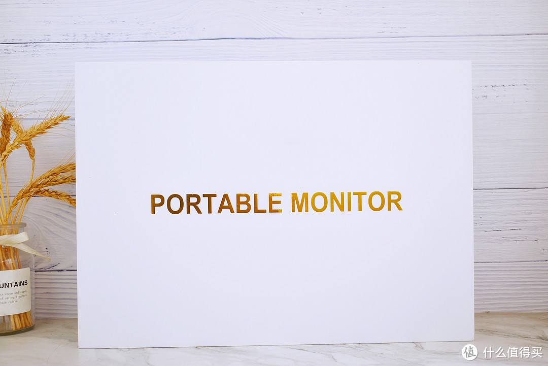 When a 4K portable screen meets a small host/Switch, what kind of ...