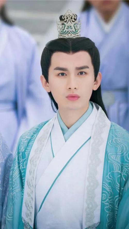 Which of Cheng Yi's "Lotus House", "The South Wind Knows My Meaning ...