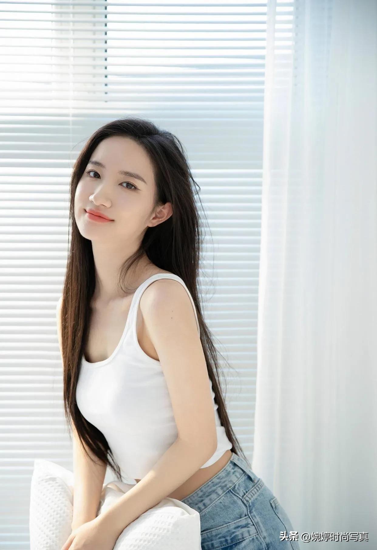 Fashion Photo Series: Li Ruoqiao, a beautiful and temperamental actress ...