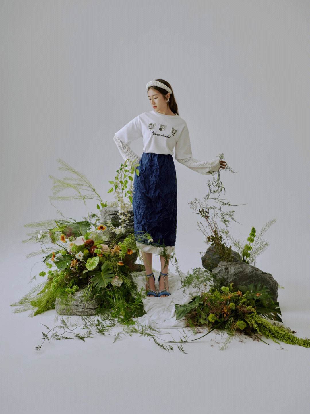 Actress clothing - Li Randi - iNEWS