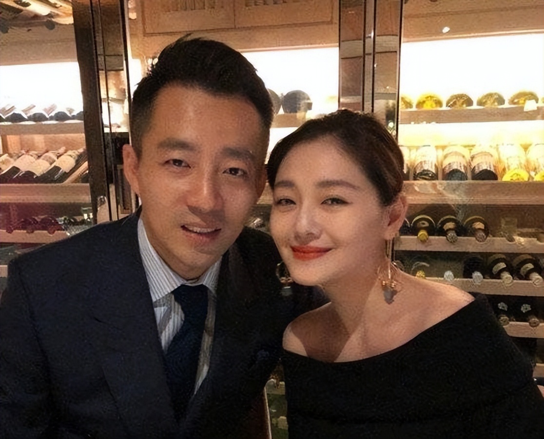 Big S angered Wang Xiaofei, Zhang Lan scolded the Xu family, but Gu Junye lay flat - iNEWS