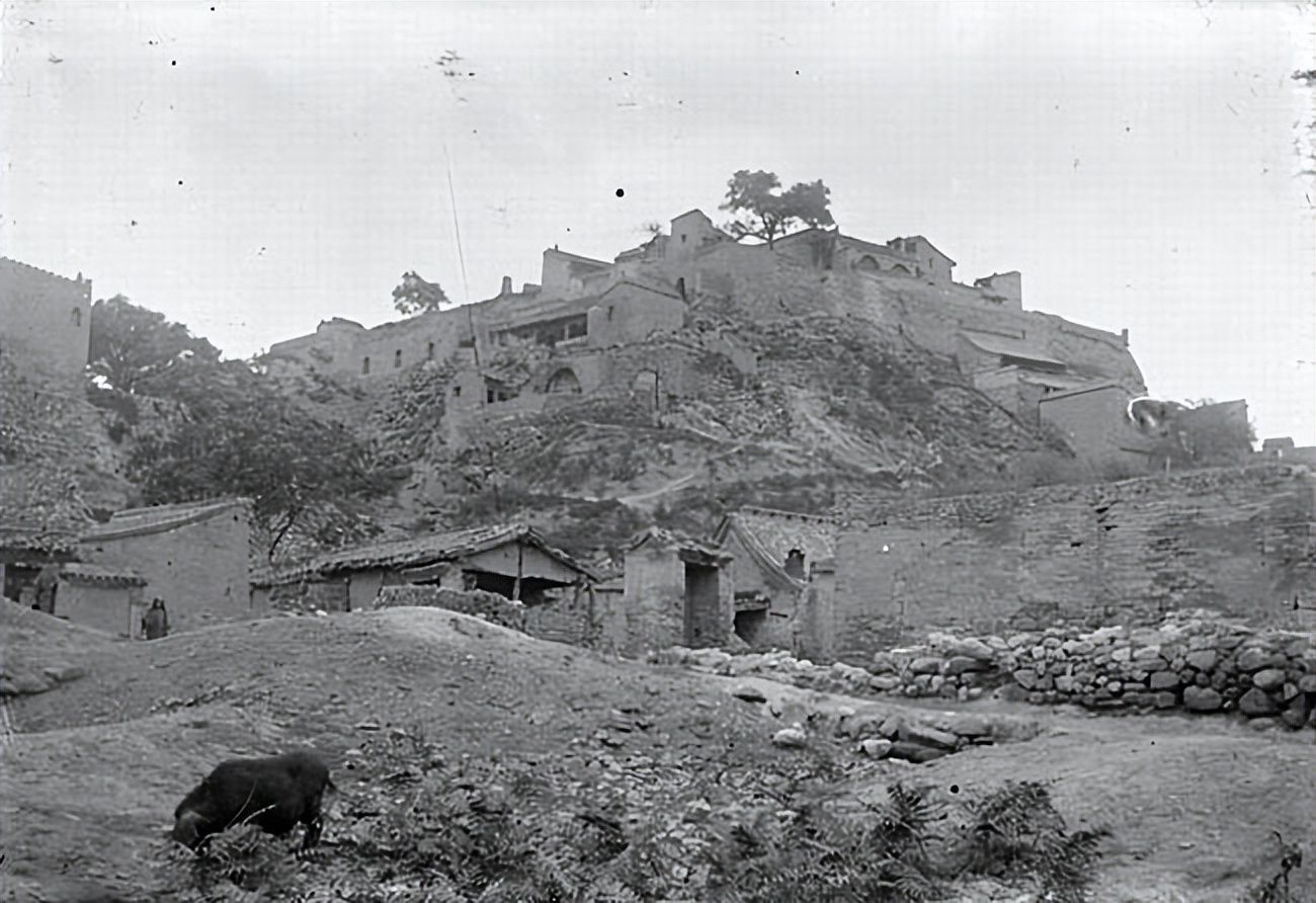 189 Liu Hanqing led Shannan South Road Army to capture Hanhouling 1911. ...