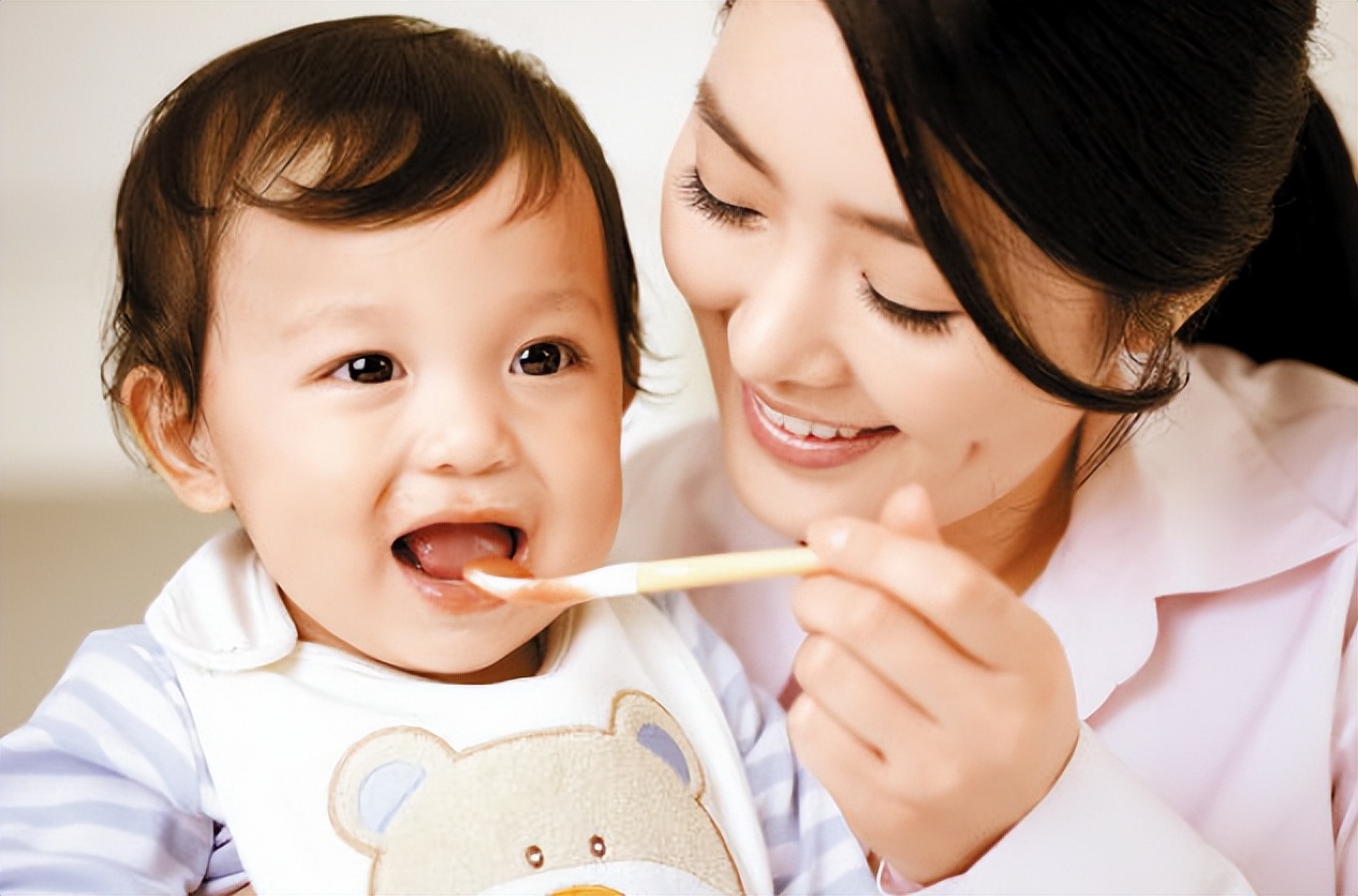 To add complementary food to the baby, the mother must do 4 things, the ...