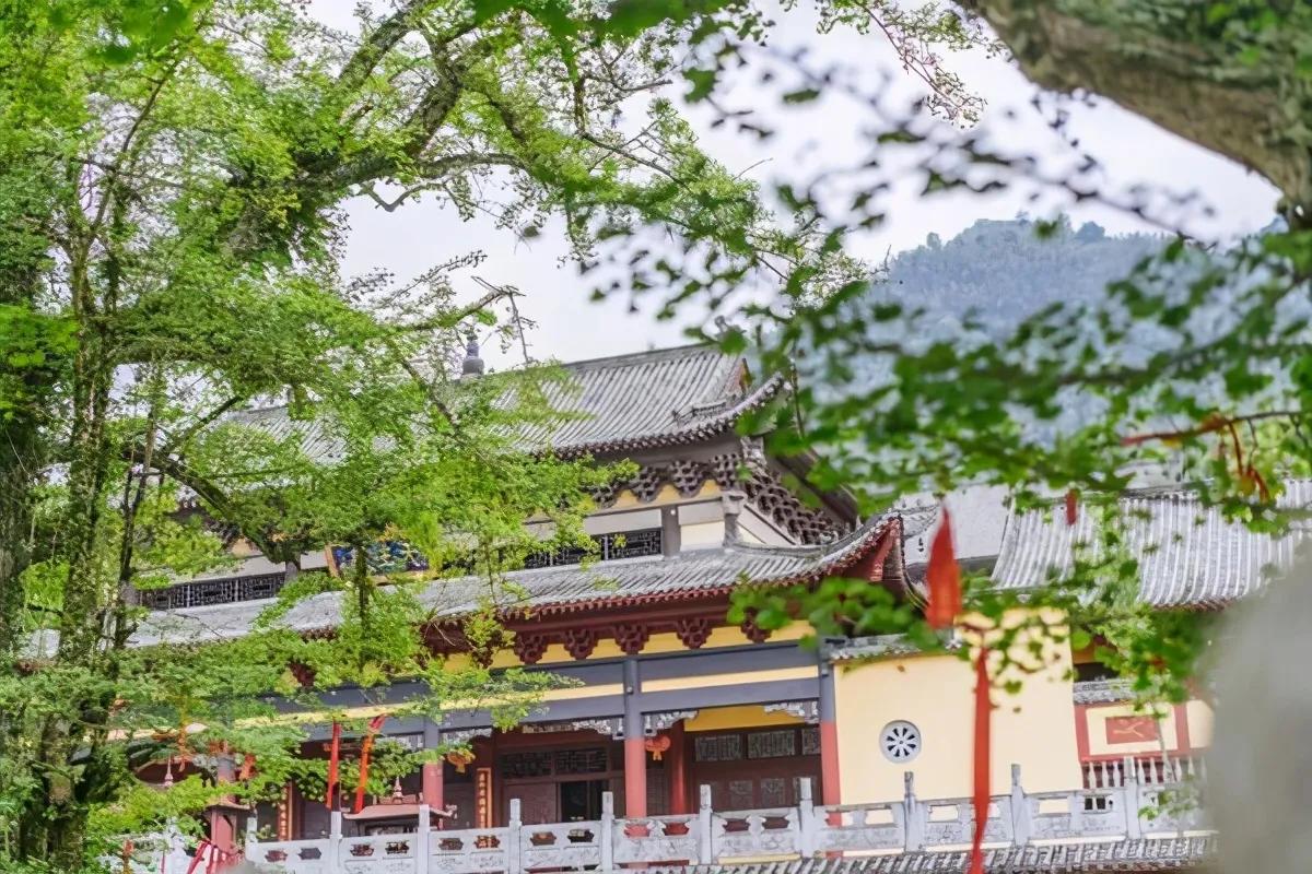 Zen master Yangshan Xingwei crossed the threshold and became ...