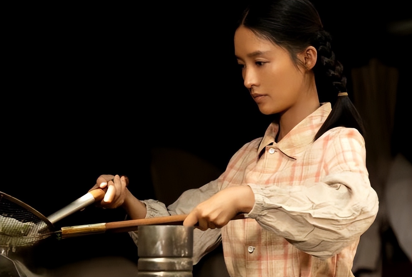 Li Qin has no flaws in her beauty, but her teeth are a shortcoming in ...