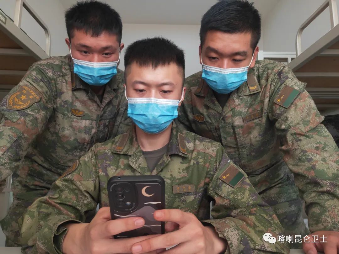 Build a strong network security defense line, frontier officers and ...