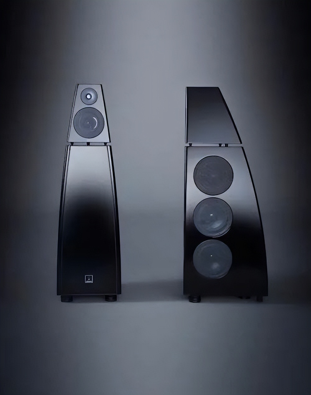 Meridian DSP 8000 XE, the flagship model of the world's top audio - iNEWS